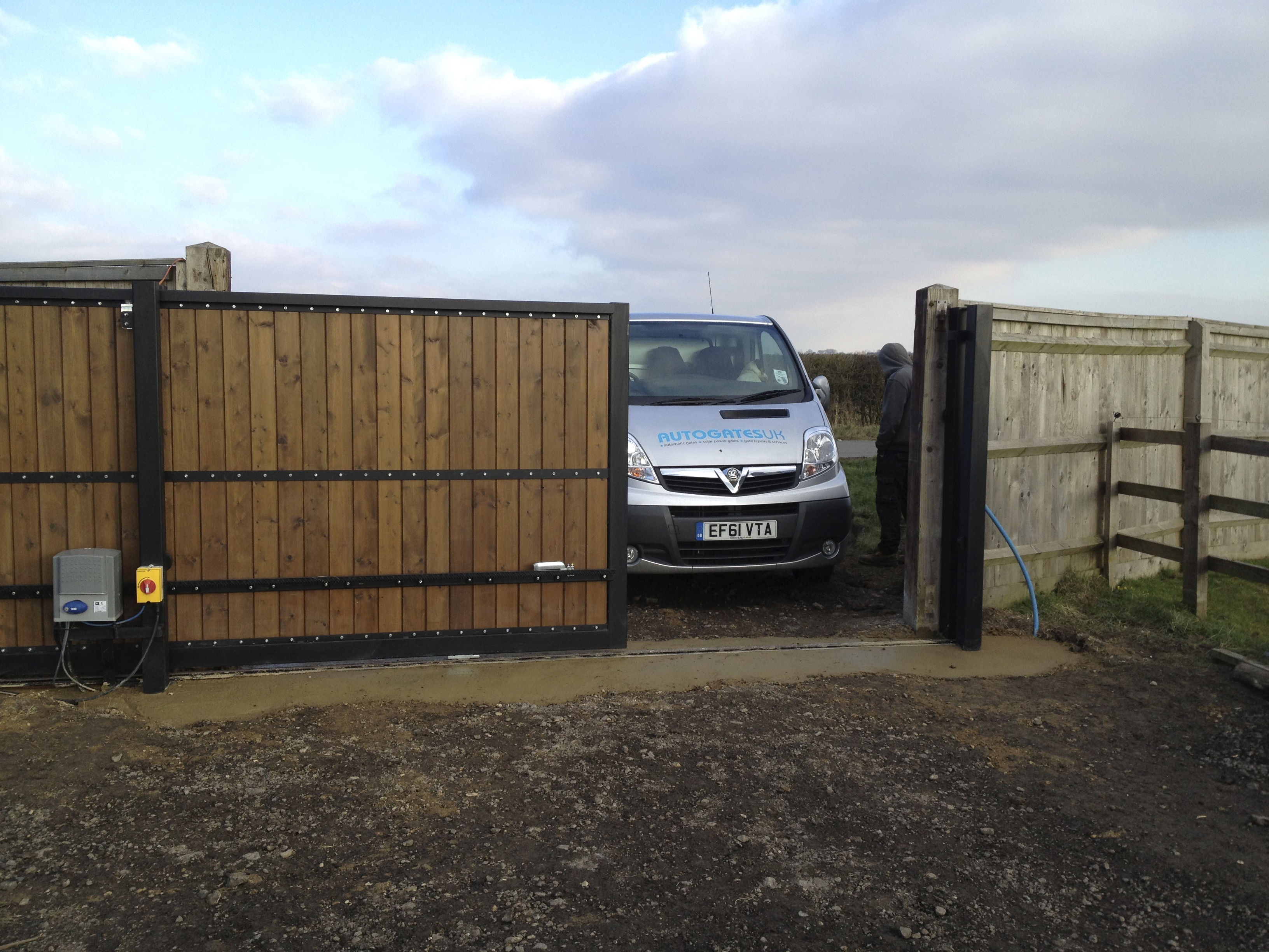SLIDING GATES | AutoGates UK